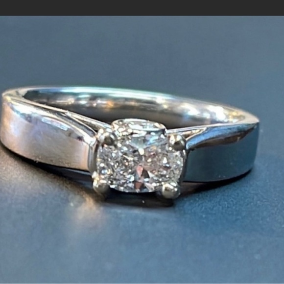 ZEI mounting | Jewelry | 4k Oval Diamond Ring | Poshmark